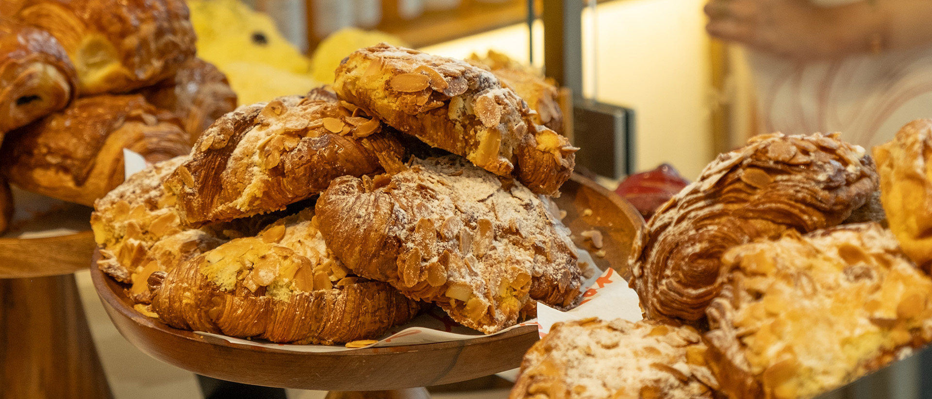 Live+ Credit Card | Regional & Local Dining Offers - HSBC PH